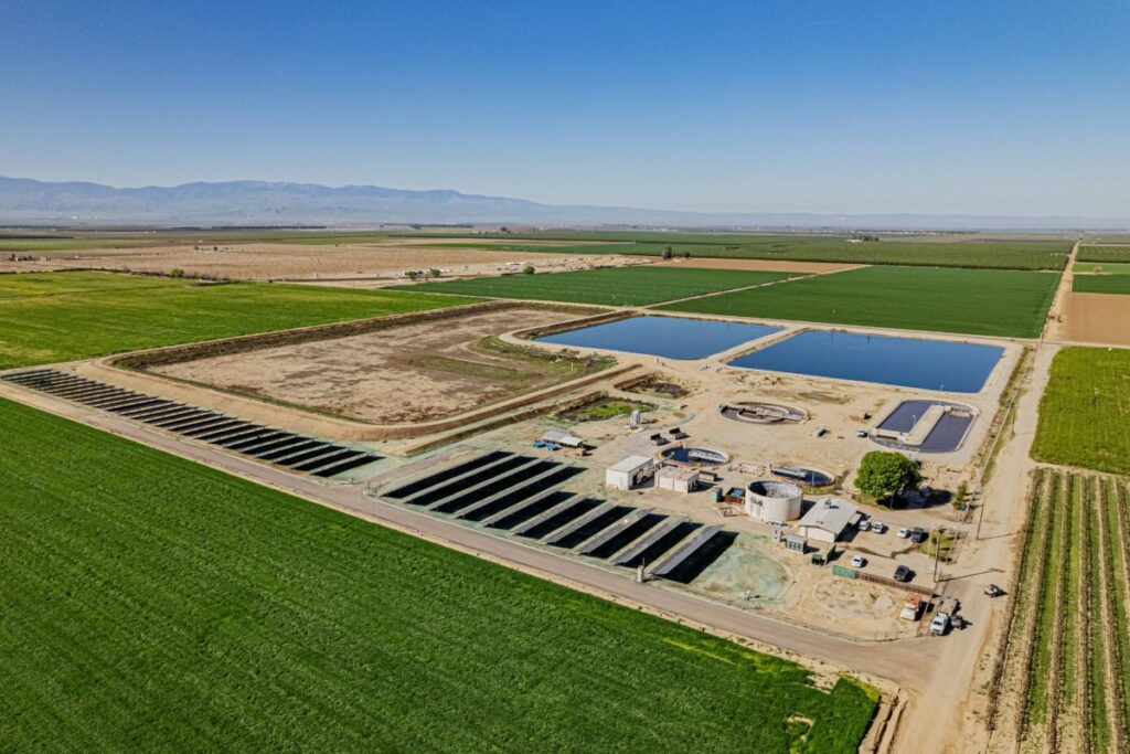 Arvin Veolia unveil solar project to power wastewater treatment plant